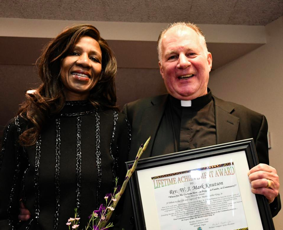 Rev. Mark Knutson on Proposed Oregon Assault Rifle Ban | KBOO